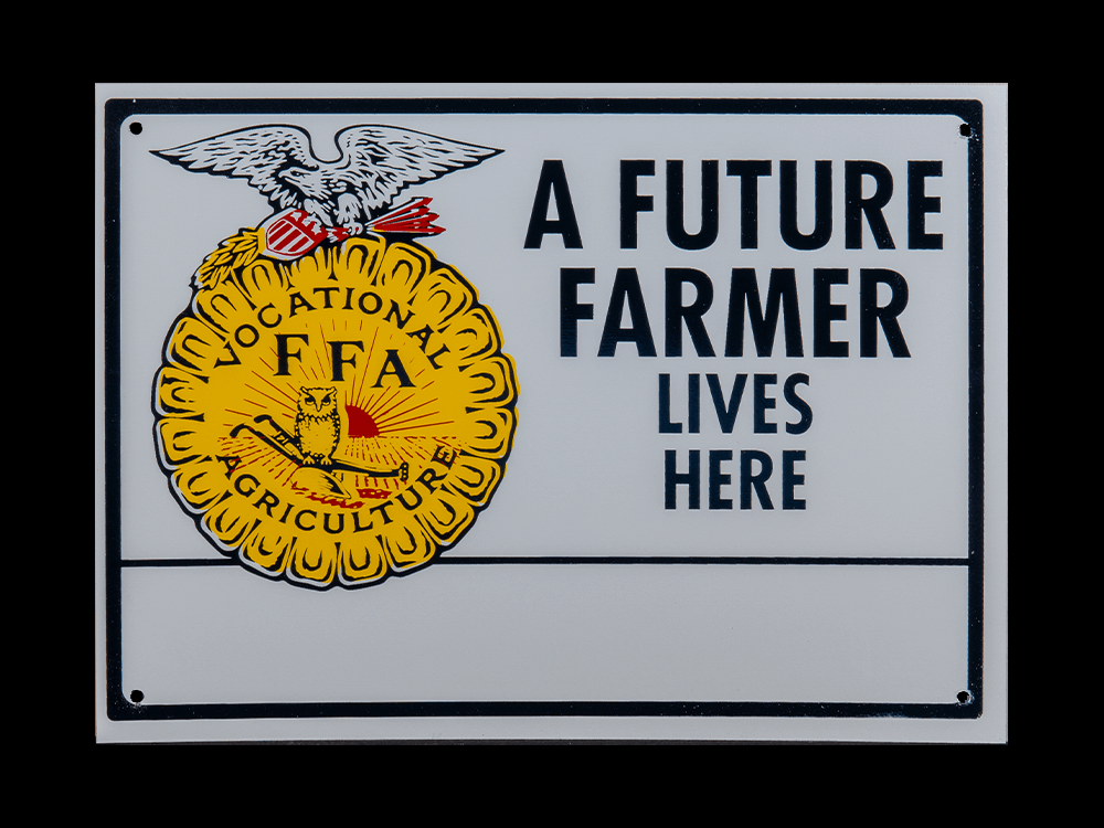 FFA - A Future Farmer Lives Here Sign – DKG Signs